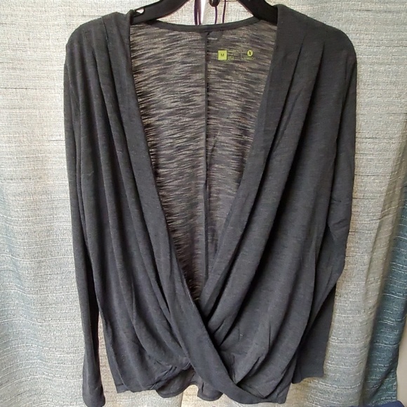 Xersion | Tops | Xersion Deep V Neck Yoga Top W Thumb Holes | Poshmark